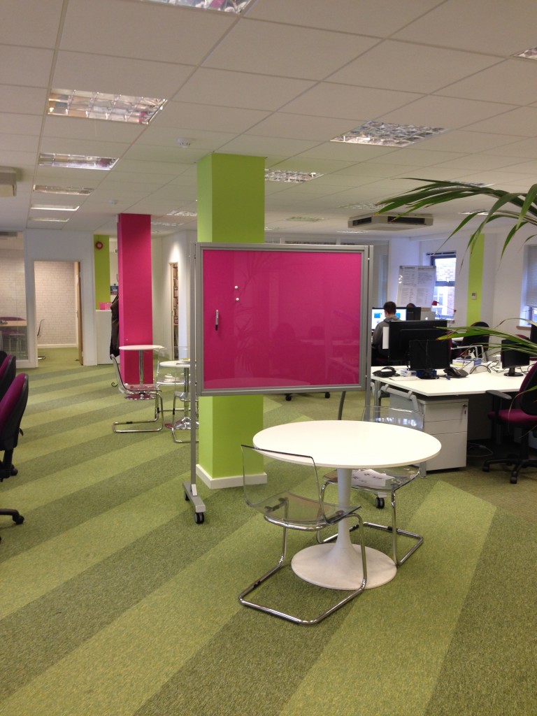 BowlPhish FreeStyle Ultra glass wipe boards add flourish to office ...