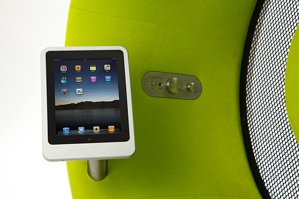 chair_detail_ipad - The Art of Design Magazine