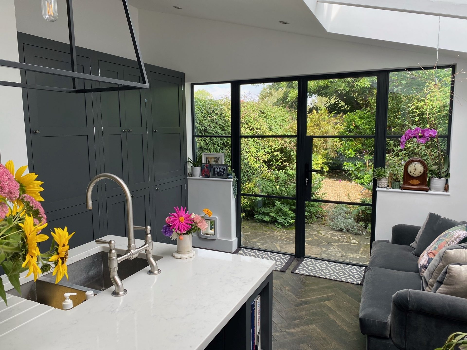 THE RISE OF INTERNAL FRAMES FOR MODERN LIFESTYLES AND LIVING – bring ...