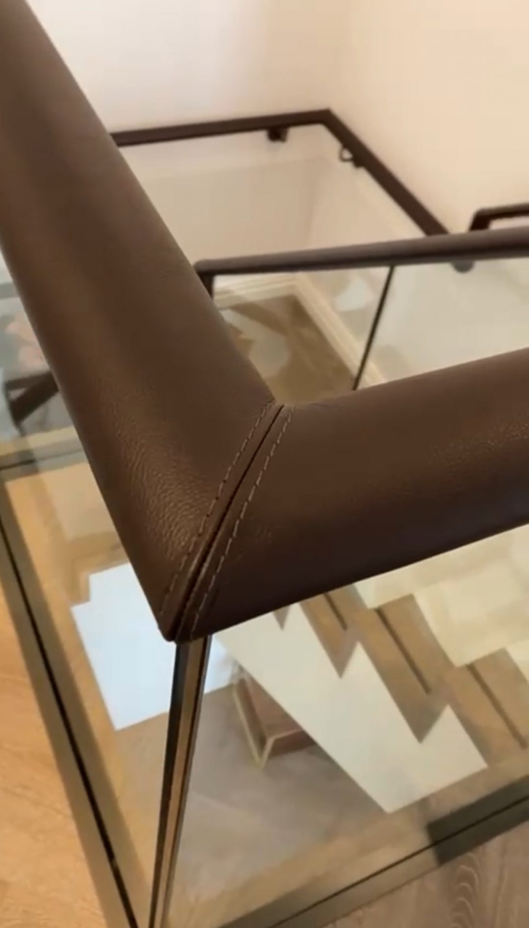 LEATHER HANDRAILS: THE STYLISTIC CHOICE FOR HIGH VALUE HOMES AND ...