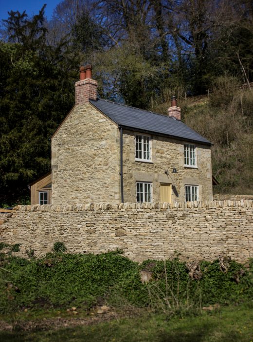 PV Slate in rebuild of a Grade II Listed building in the Cotswolds AONB ...
